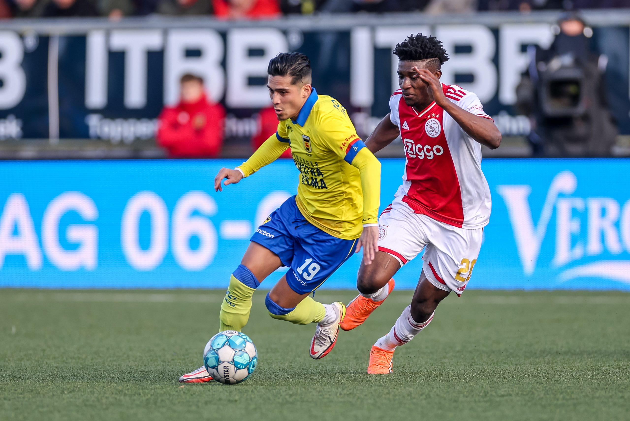 Foor terug in De Goffert: "Wie weet speel ik ooit weer voor NEC"